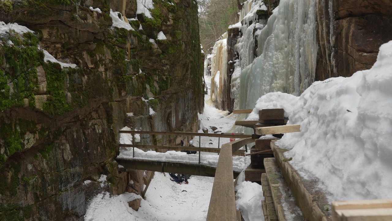 Explore Flume Gorge Loop in NH’s Frozen Wonderland